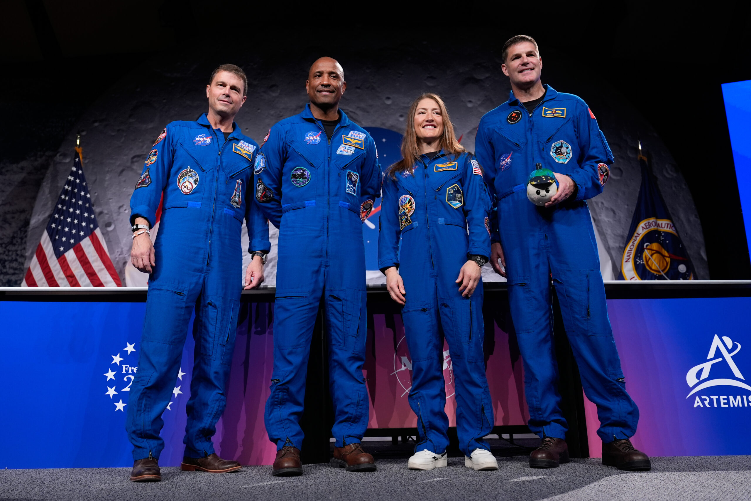 Artemis II astronauts praise their moonship’s performance, especially ...